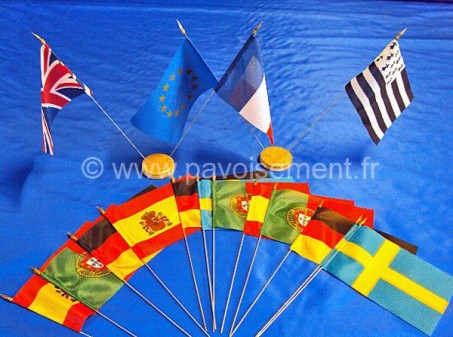 Drapeaux – mâts – pavillons : drapeaux de table | Pavoisement, drapeaux ...